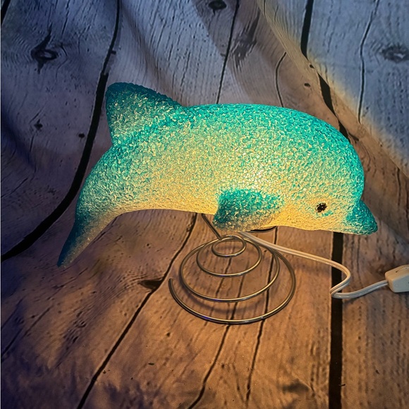 Accents | Vintage Rhode Island Novelty Sparkle Dolphin Table Top Lamp ...